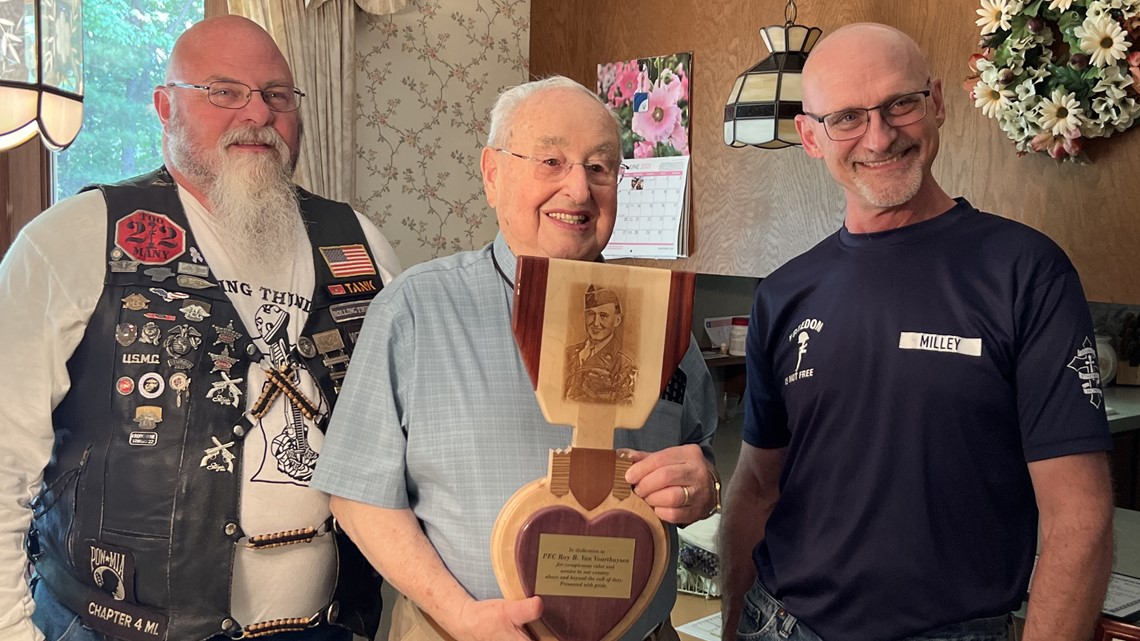 Michigan Army veteran had rare view of the D-Day Invasion | wzzm13.com