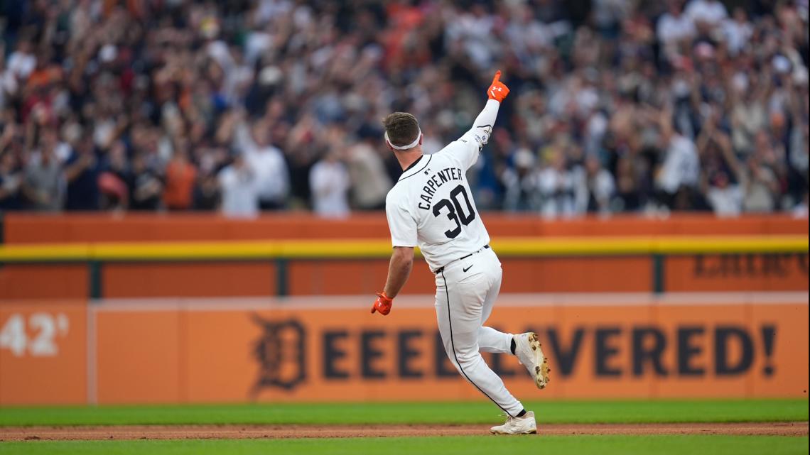 Tigers go from long shots to among betting favorites | wzzm13.com