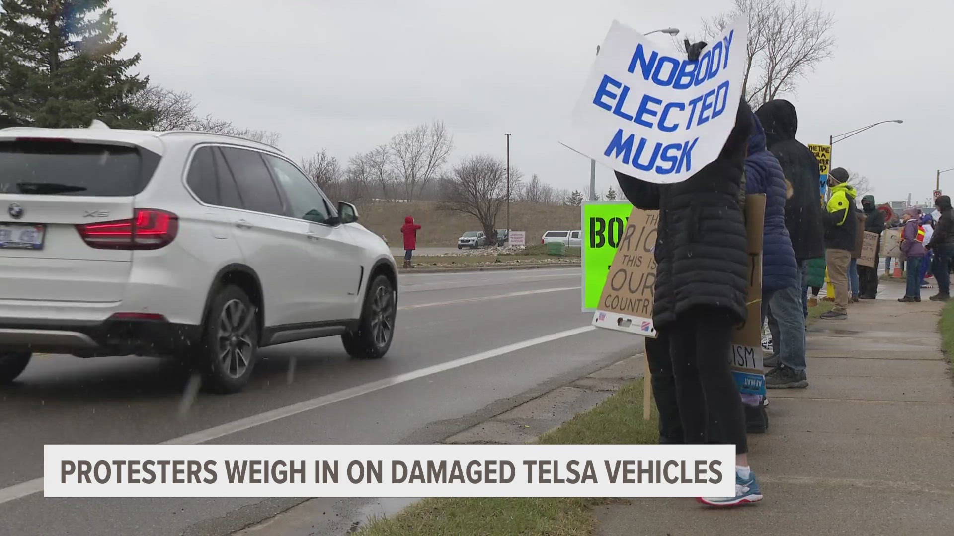 Elon Musk protests grow in West Michigan | wzzm13.com
