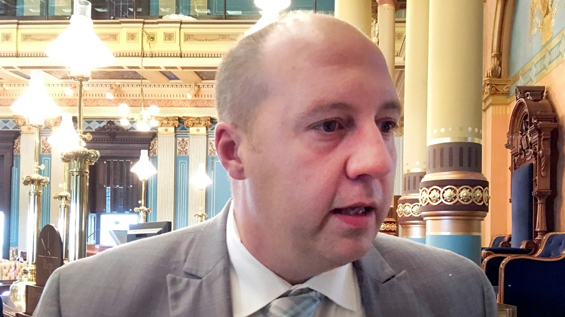 Senator: Whitmer-backed budget bill is 'olive branch' to GOP | wzzm13.com