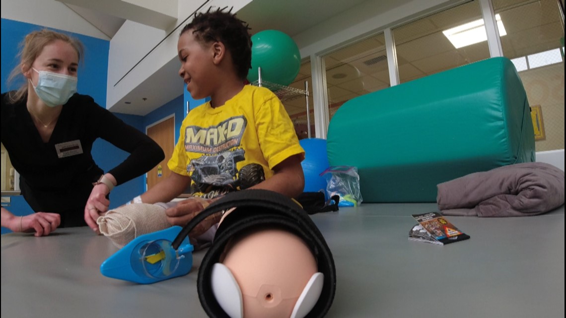 Michigan boy loses both legs after strep and flu battle | wzzm13.com