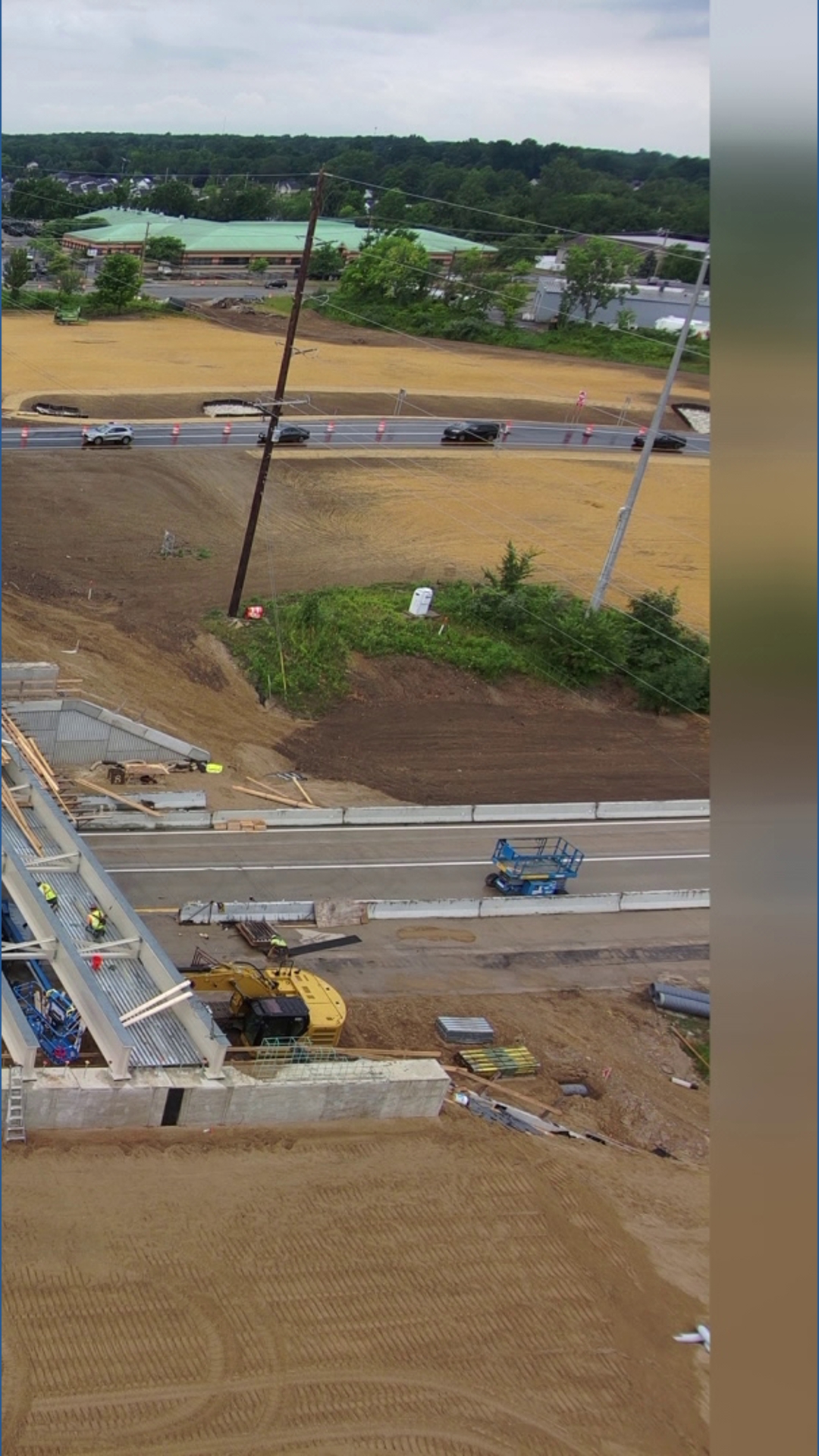 MDOT shares update on Fruit Ridge bridge construction | wzzm13.com