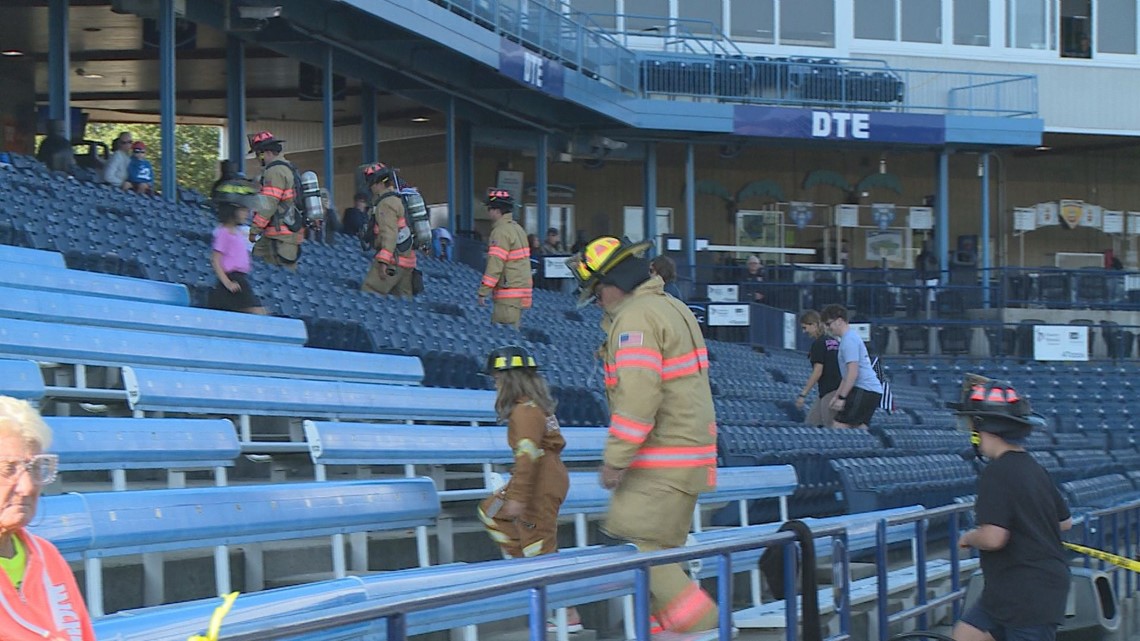 West Michigan firefighters honor fallen 9/11 first responders | wzzm13.com