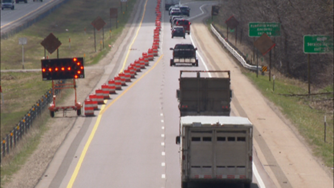 Zipper merge explained: Settling the debate of what's right | wzzm13.com