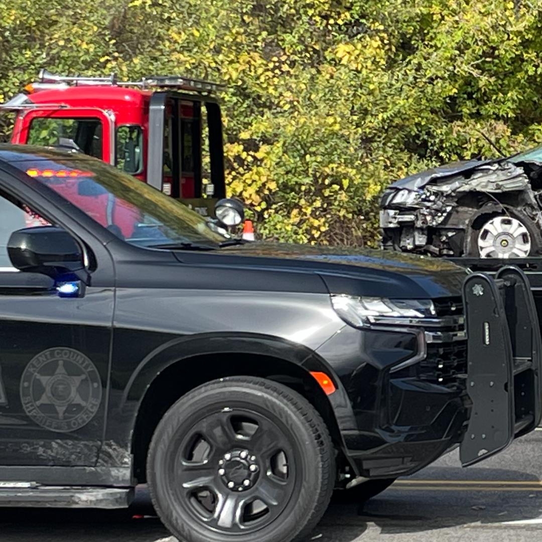 Kent Co. crash leaves 2 injured, 1 in serious condition | wzzm13.com