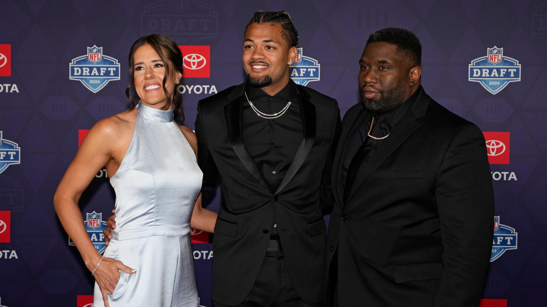The NFL draft gives players a chance to flaunt their style | wzzm13.com