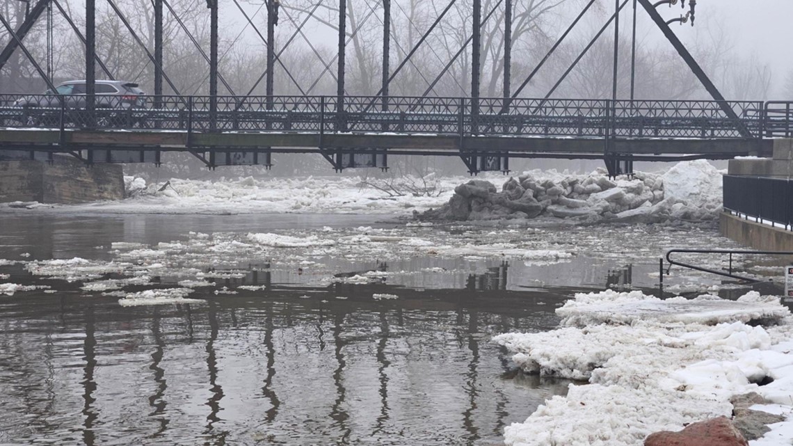 Ice jam along Grand River at Portland causes flooding | wzzm13.com