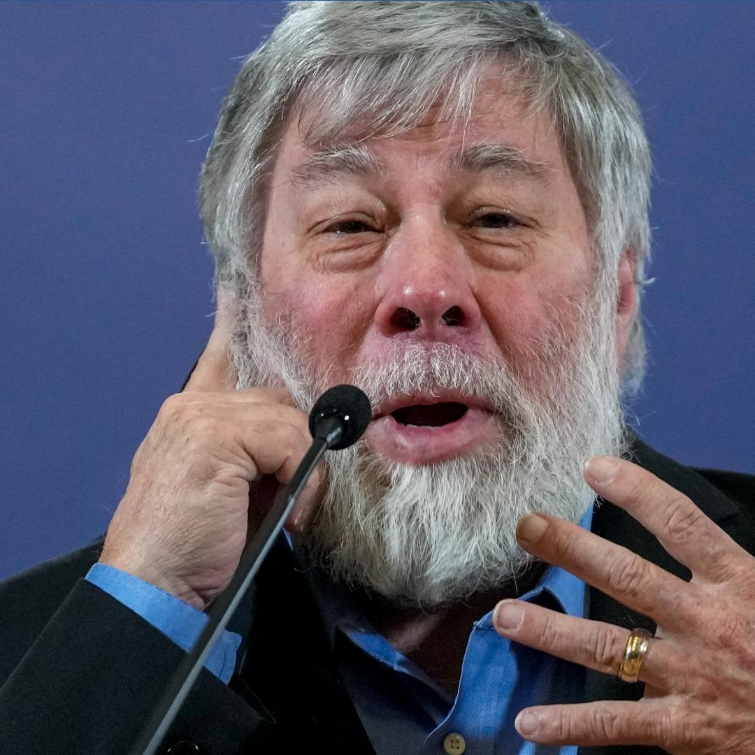 Apple icon Steve Wozniak to speak at GVSU's spring commencement ...