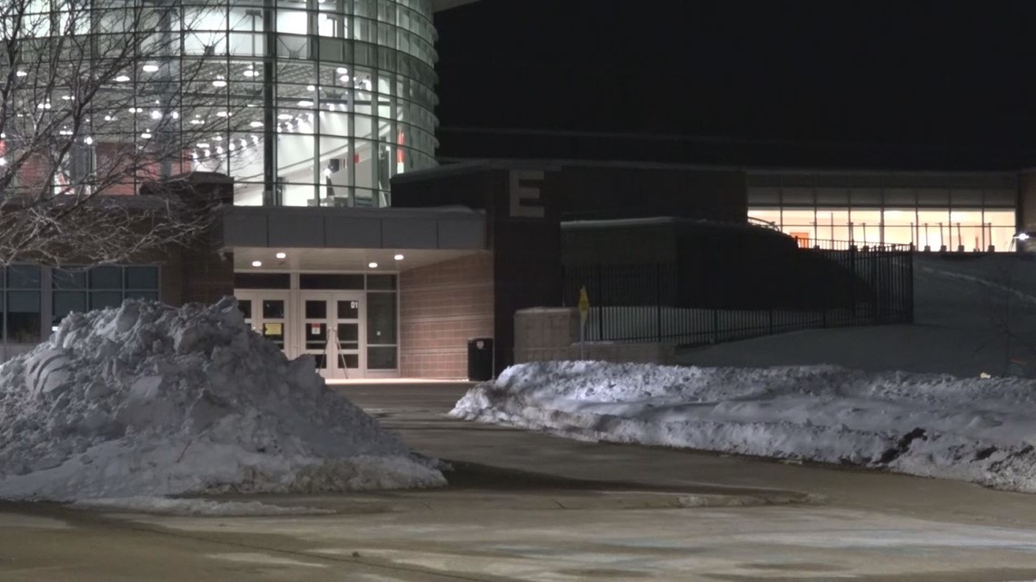 Textbook controversy at Forest Hills Eastern | wzzm13.com