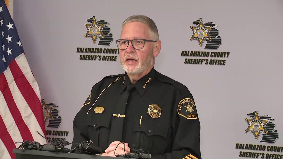 Sheriff says 'nothing anybody could do' after tree falls onto family's ...