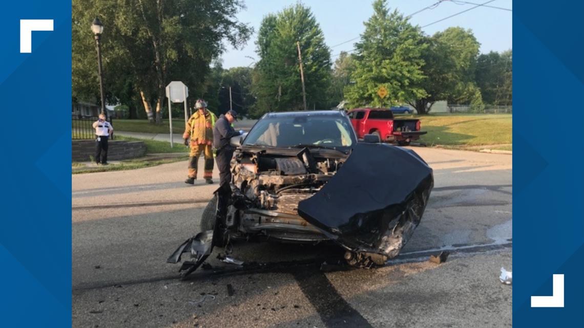 Belding rollover crash leaves 1 injured | wzzm13.com