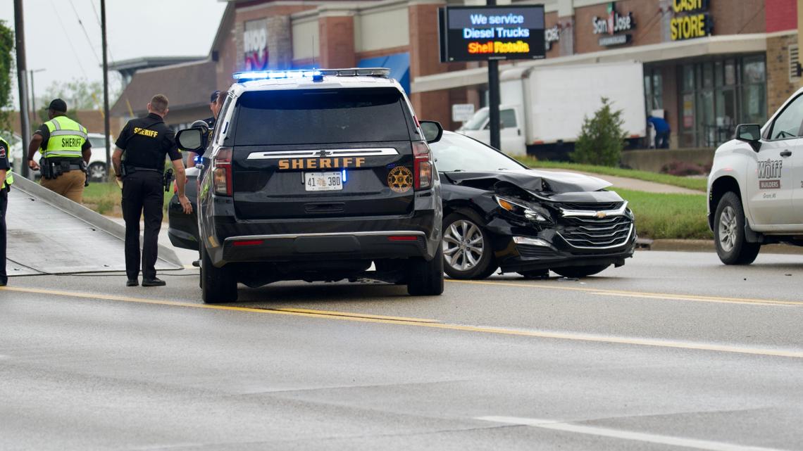 Kent Co. Sheriff's Deputy cruiser struck on Alpine Ave. | wzzm13.com