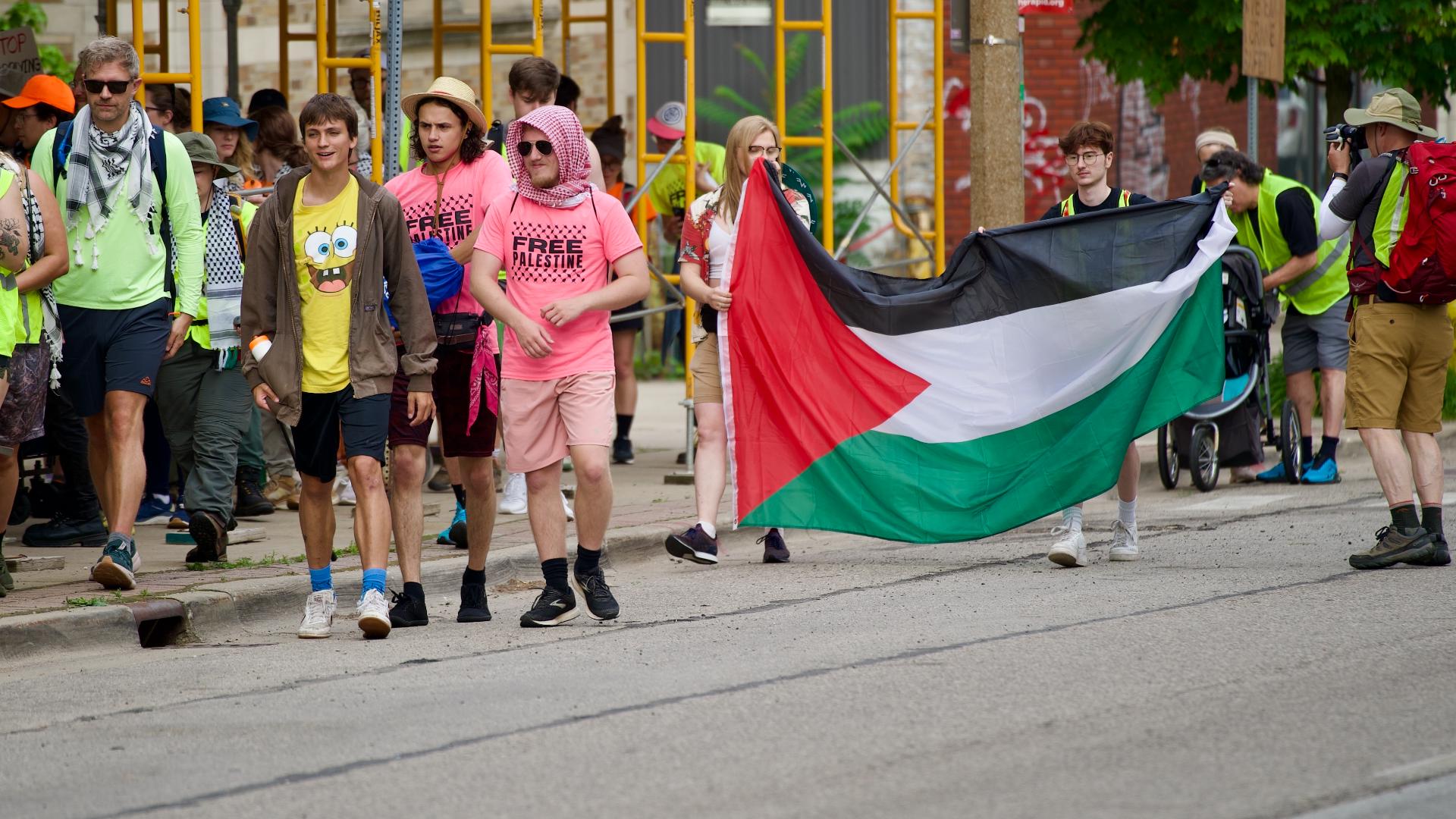 Activists to march from Grand Rapids to Lansing | wzzm13.com