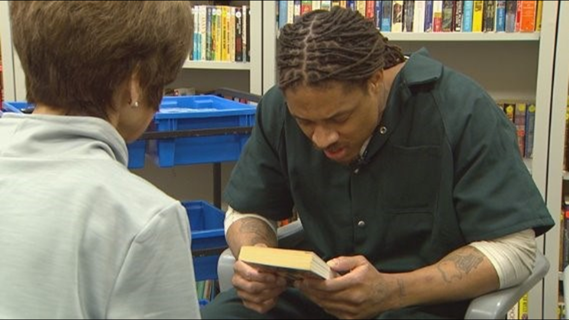 Book 'em! Literacy program links inmates to loved ones | wzzm13.com