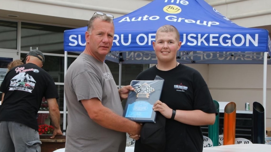 Coach remembering Reeths-Puffer student after battle with cancer ...