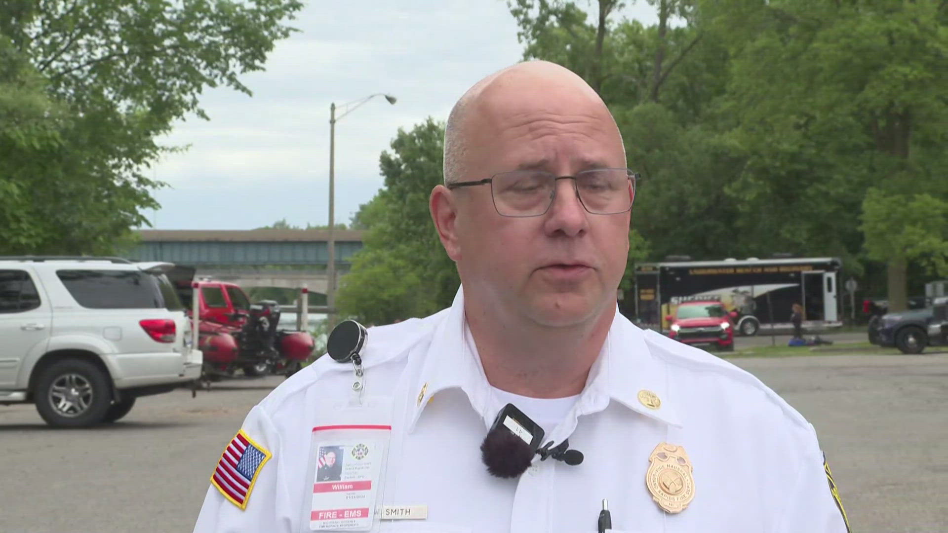 Firefighters give update on recovery search efforts for missing swimmer ...