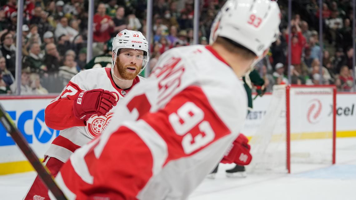 Red Wings lose to Blue Jackets 5-2 | wzzm13.com