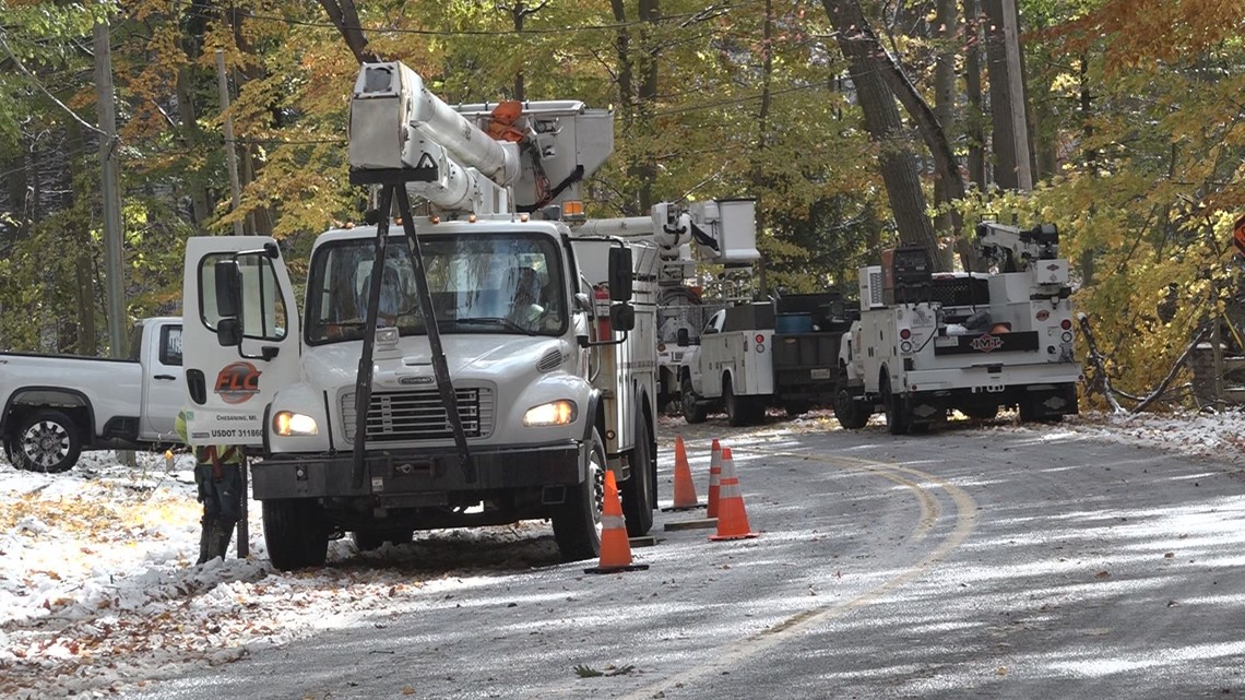 Consumers Energy burying some power lines in West Michigan | wzzm13.com