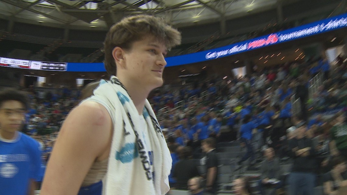 Catholic Central advances to state title game | wzzm13.com