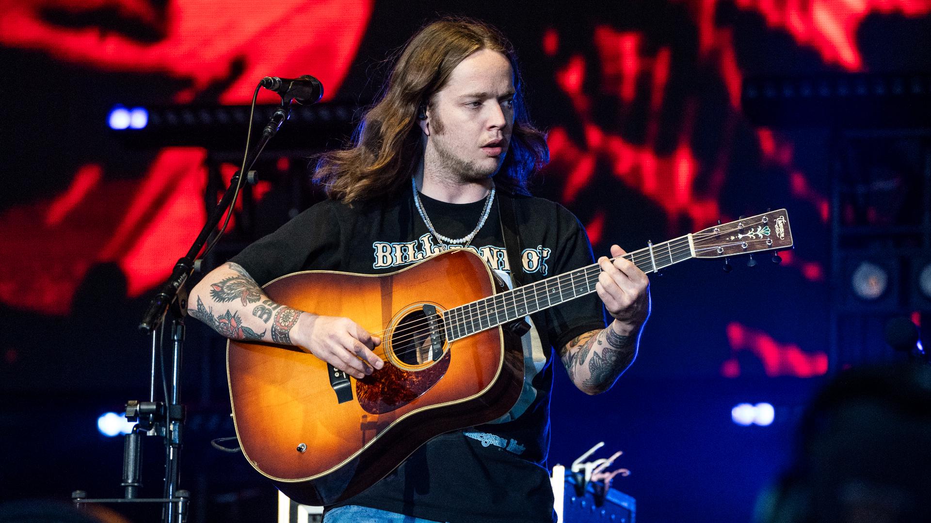 Billy Strings wins 2nd Grammy award | wzzm13.com