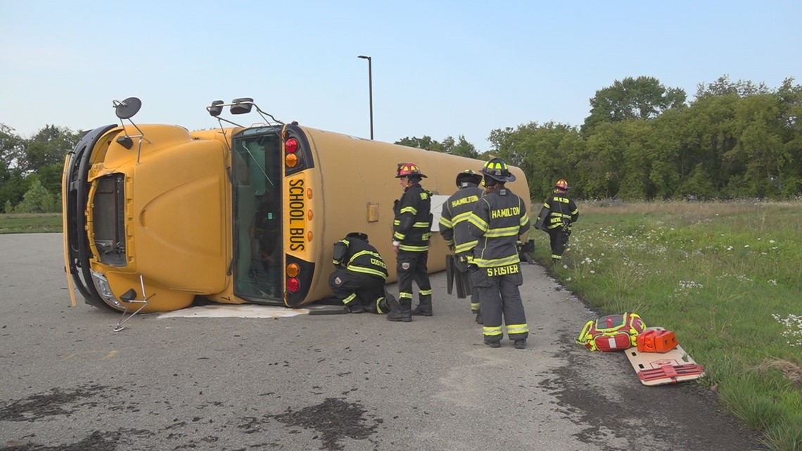 School district donates bus for fire department training | wzzm13.com