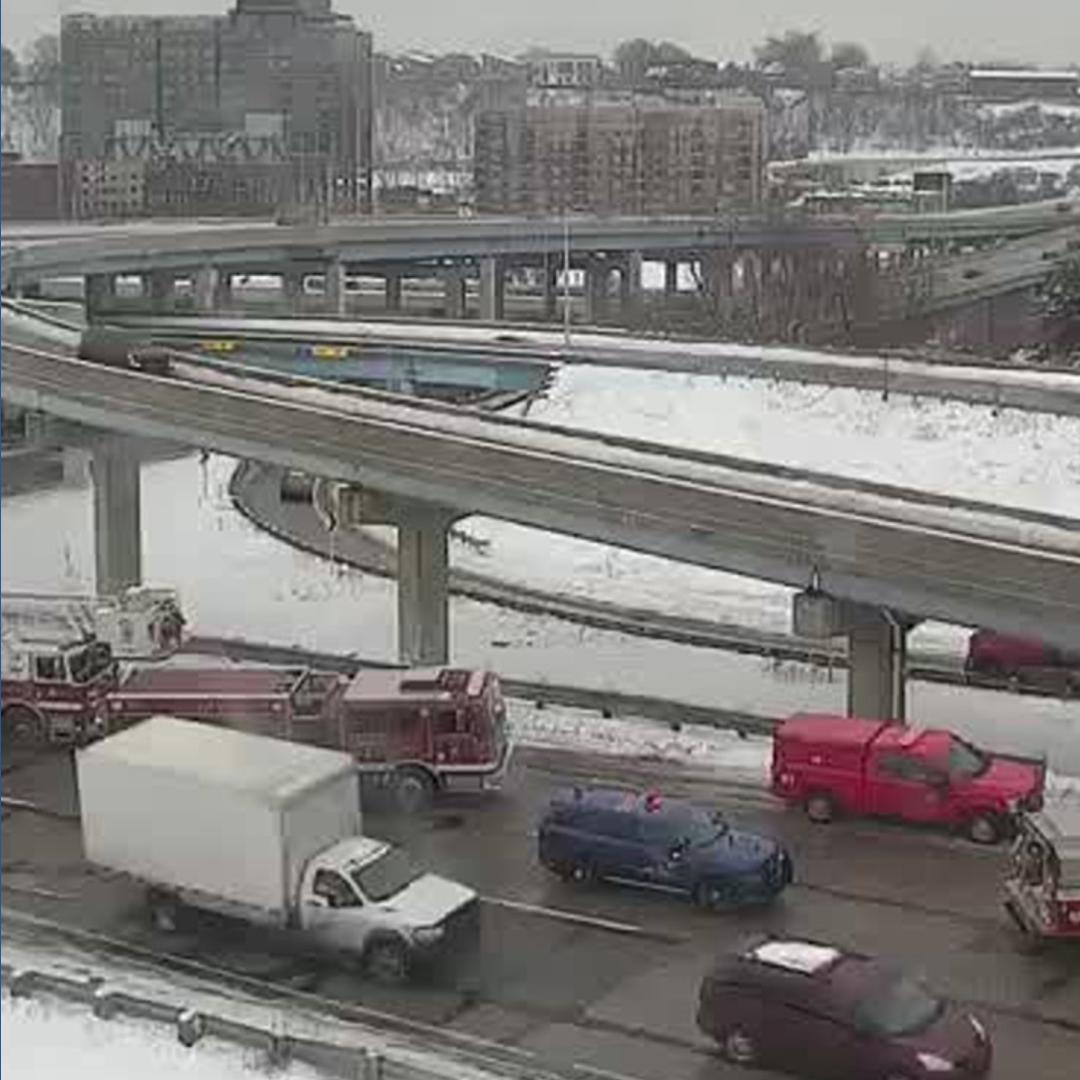 Semi crash involving diesel fuel leak closes part of SB US-131 | wzzm13.com