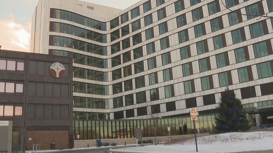 Federal medical staff deployed to Mercy Health Muskegon | wzzm13.com