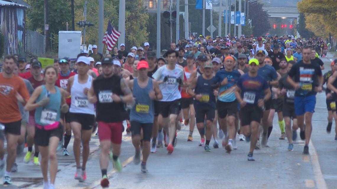 Grand Rapids Marathon packs downtown despite the rain | wzzm13.com
