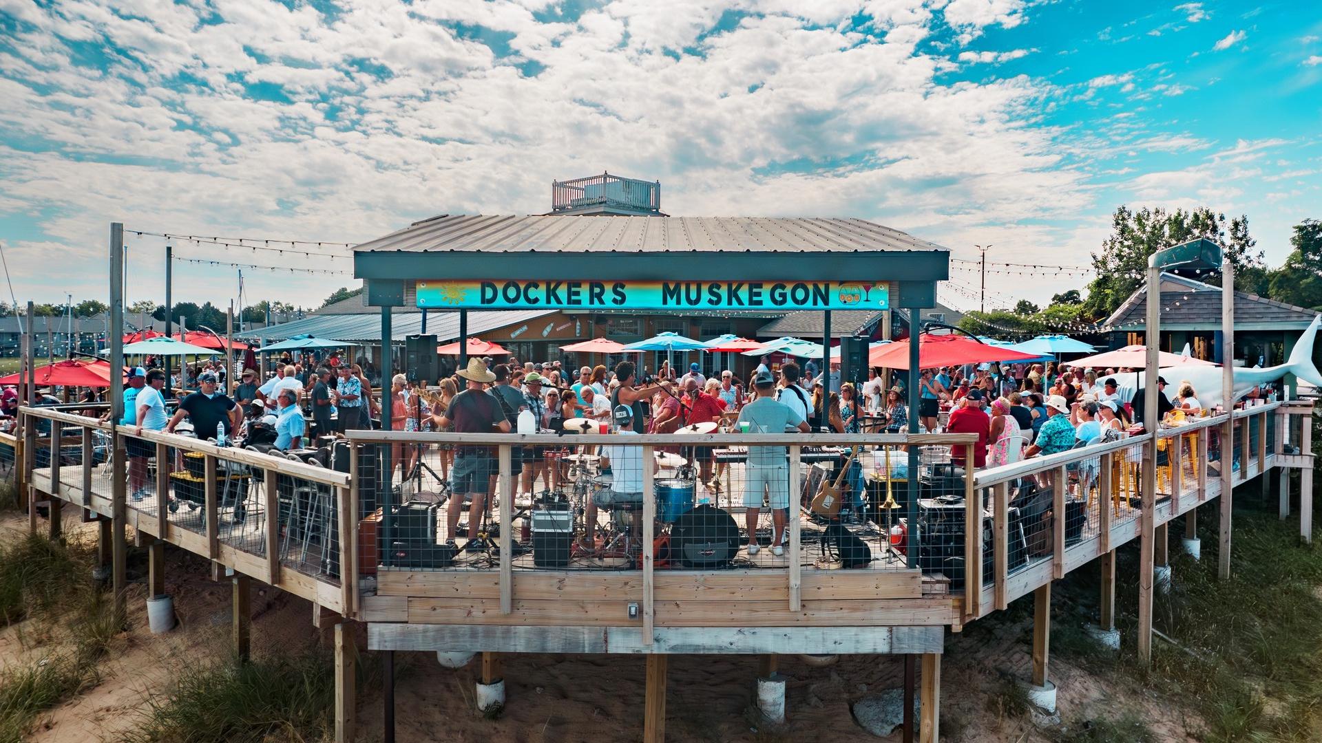 Owners of Dockers in Muskegon sell restaurant after 18 years | wzzm13.com