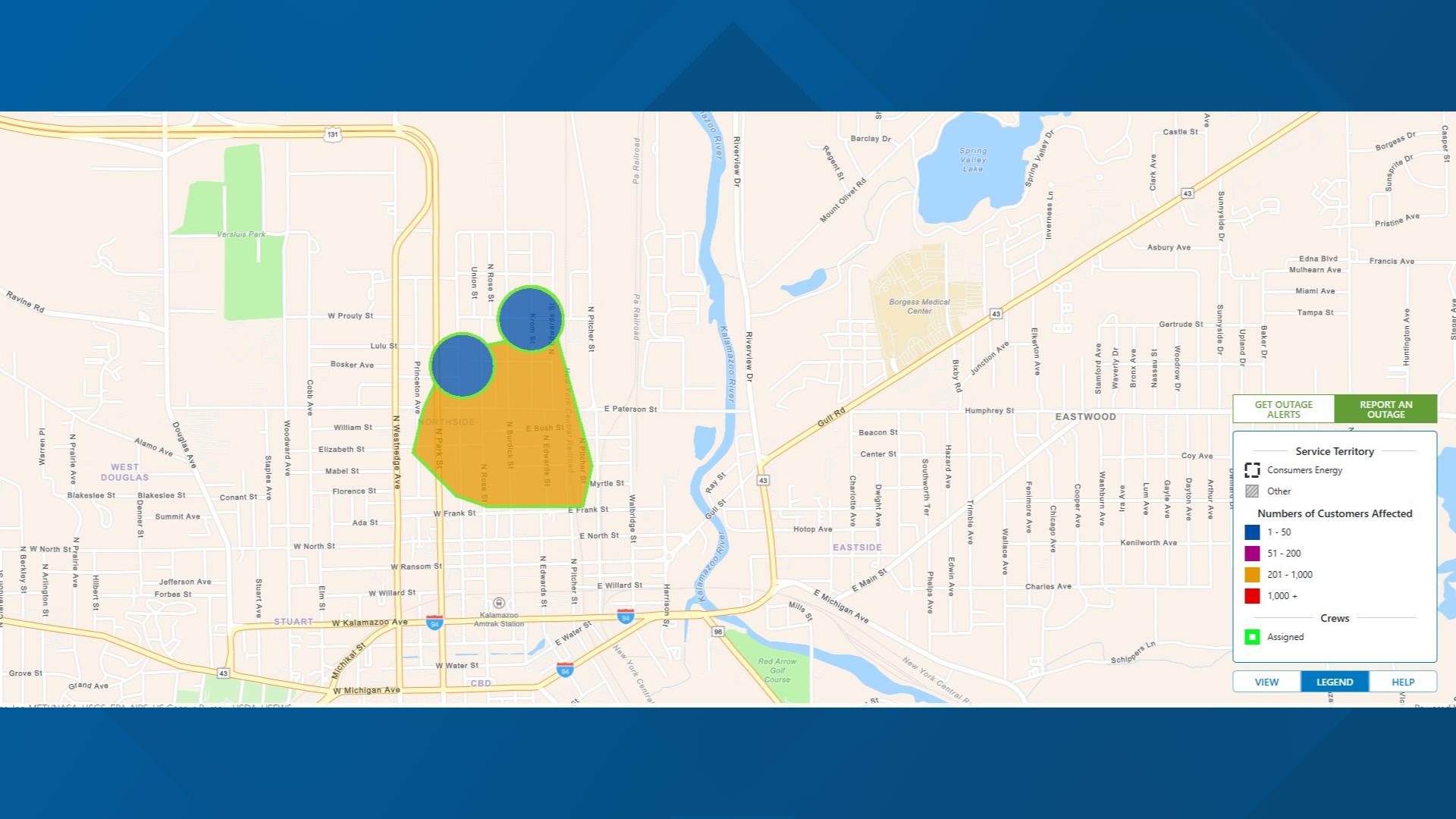 Power restored to hundreds in Kalamazoo after utility pole struck in ...
